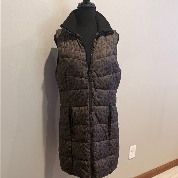 peyton jensen | Jackets & Coats | Peyton Jensen Leopard Print Puffer ...